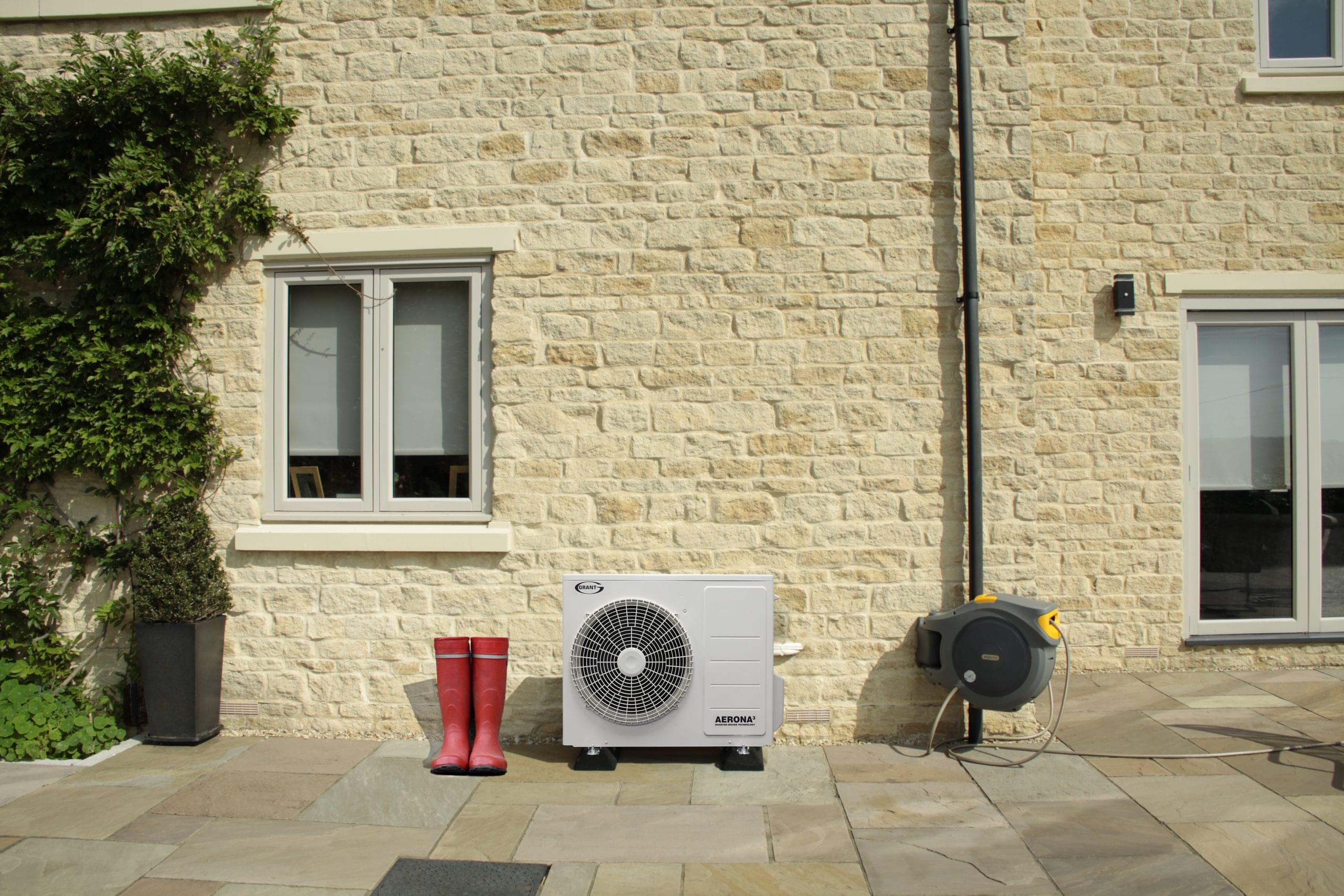 Warmer Energy Solutions | 'Visit A Heat Pump': Learn about heat pumps ...